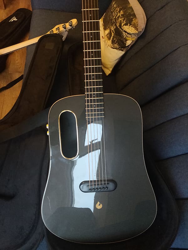 Lava Me Pro Carbon Fibre With On Board Effects Pro | Reverb UK