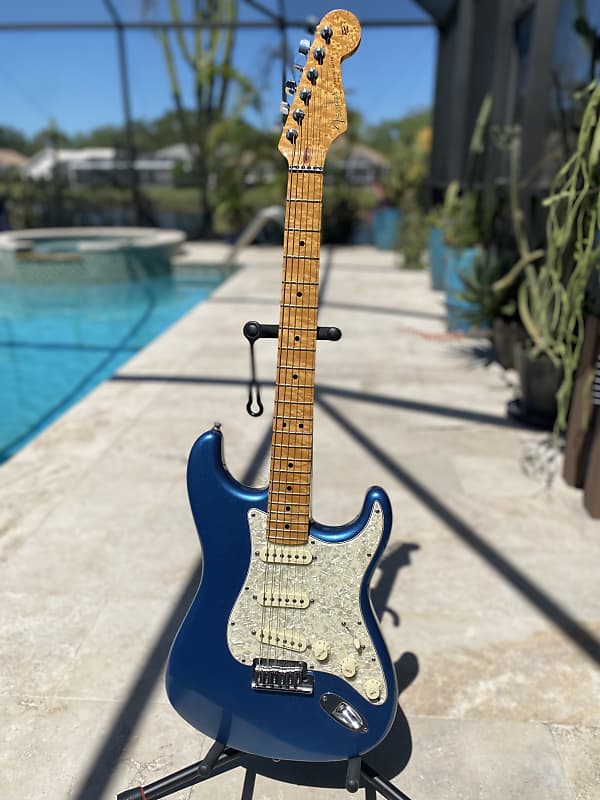 Fender Custom Shop "V" Neck Stratocaster 2009 - NOS | Reverb