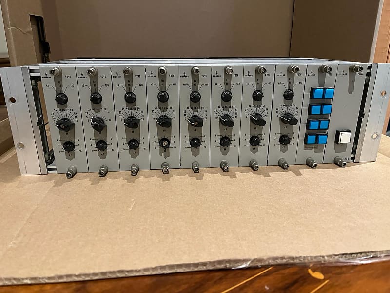 Siemens V276 8 Channel Rack | Reverb