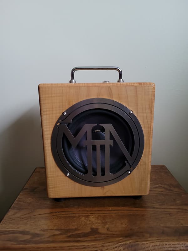 Mountain Amp 9v battery powered portable guitar amplifier. | Reverb