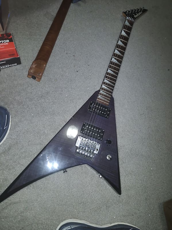 Jackson Rhoads V 1995-2000 - Black Flame | Reverb