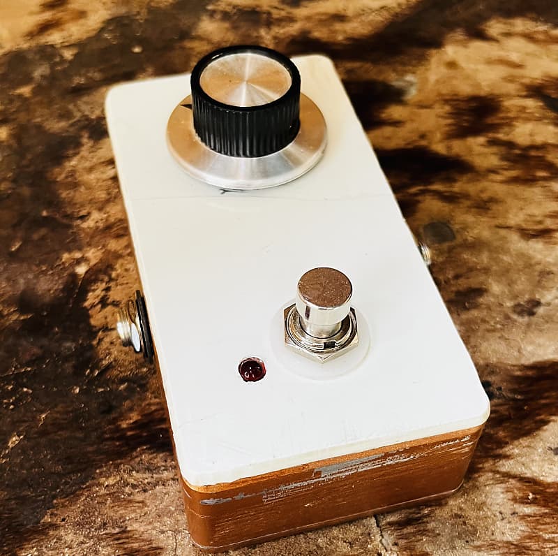 Jeds Peds One knob fuzz 2022 - Brushed Aluminium | Reverb UK