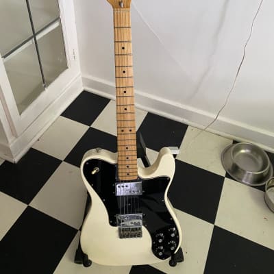 Fender '72 Telecaster Deluxe 2023 - Gloss Black with Tortoise | Reverb