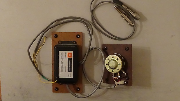 JBL 3104 Crossover mid 80's black | Reverb