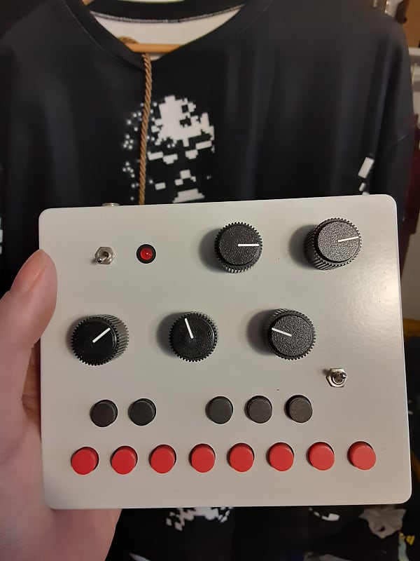 Rucci Handmade 8-Bit Power Synthesizer | Reverb