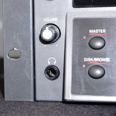 E-MU E4XT Ultra 90's 128-Voice Digital | Reverb