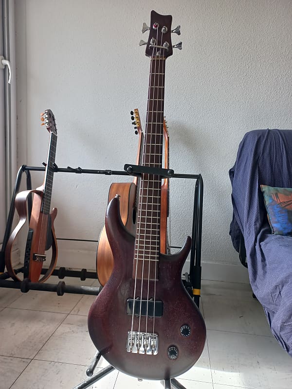 luthier short scale bass 2008 natural | Reverb