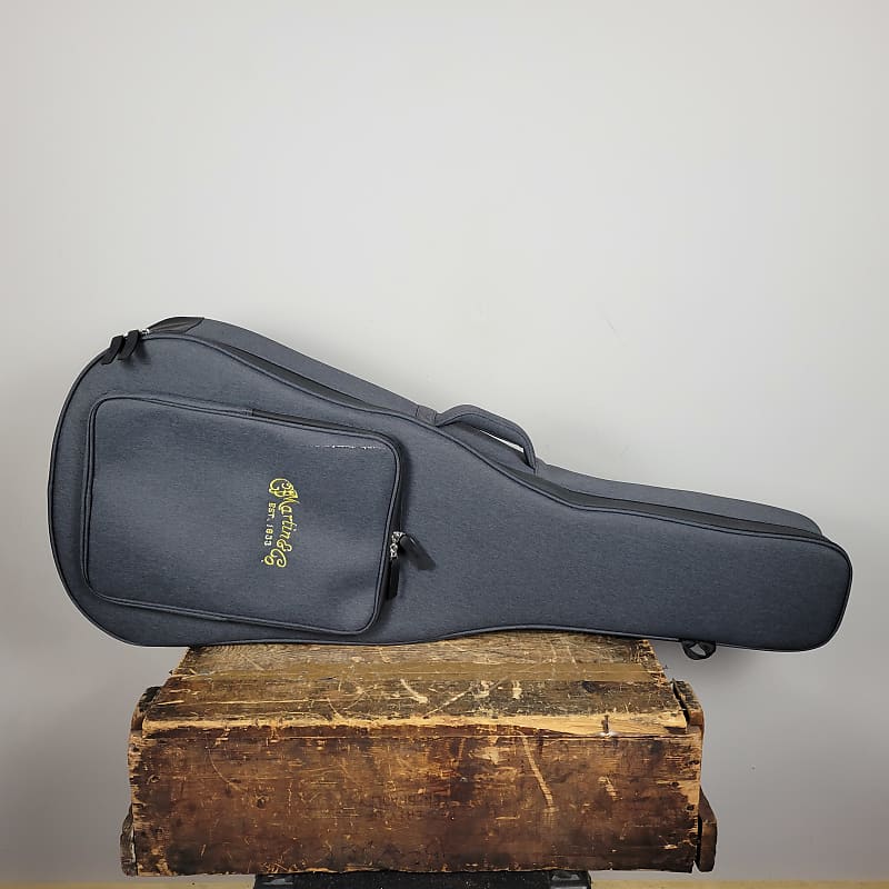 Martin D/GP-14 Deluxe Dreadnought Soft Shell Case | Reverb