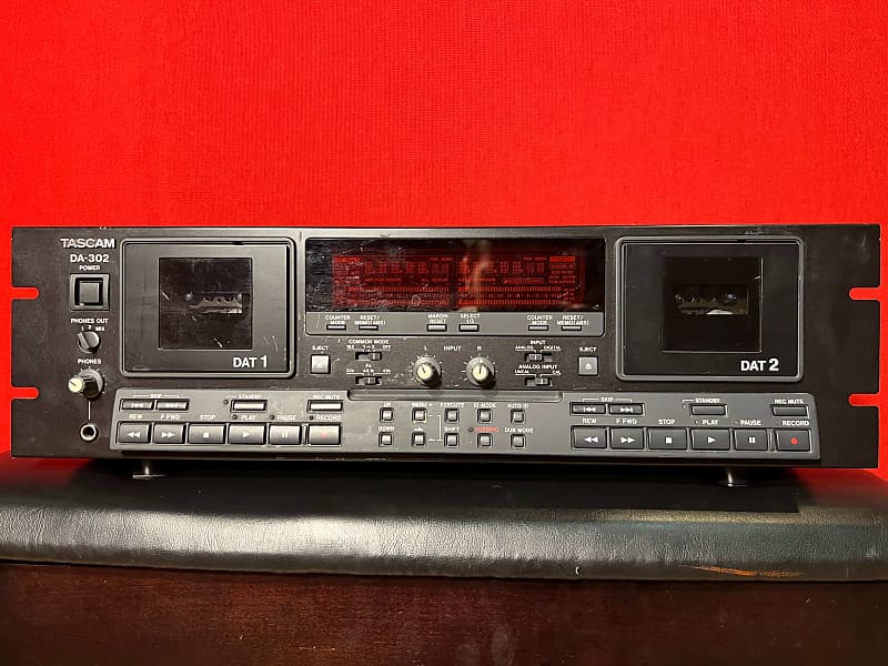 TASCAM DA-302 Rack Mount DAT Recorder/Player | Reverb