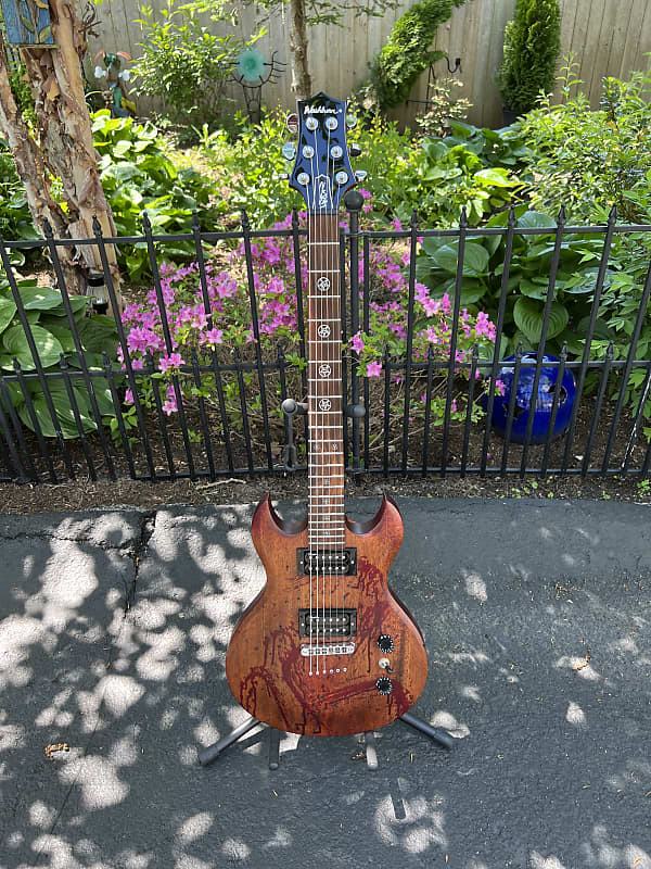 Washburn SI60 Scott Ian Murder Weapon Blood Splatter | Reverb