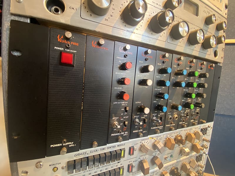 Vesta Fire Vestax Analog Guitar Effects Rack 1980s | Reverb