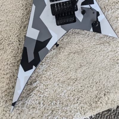 Jackson RR5 Randy Rhoads White Ivory With Black Pinstripes SD | Reverb