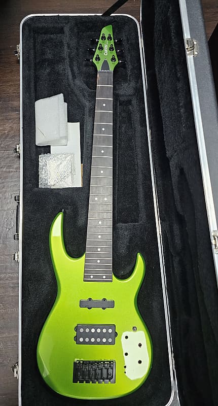 CARVIN LB76 6-String Bass (project bass) | Reverb