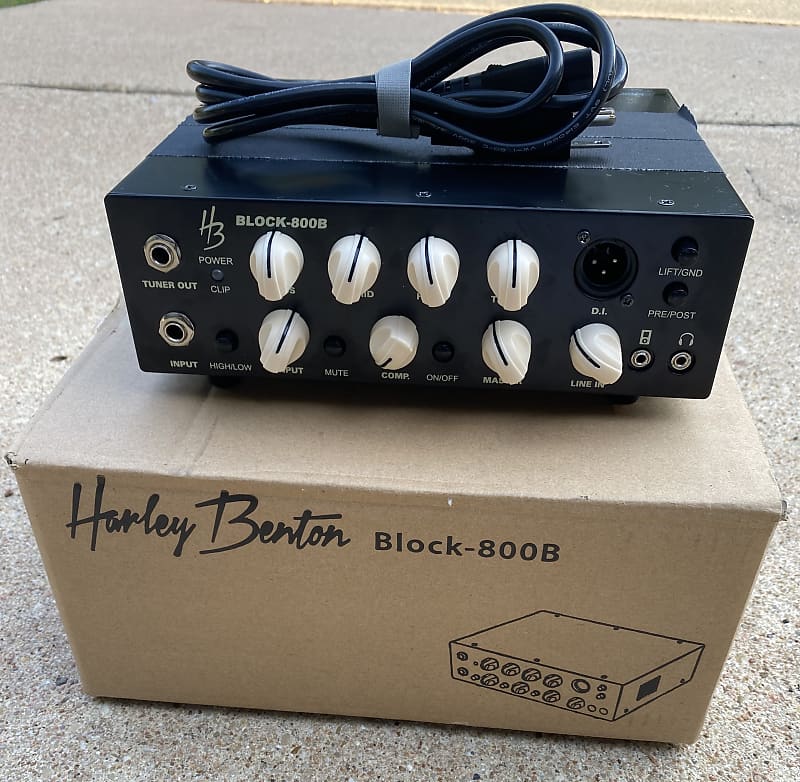 Harley Benton Block 800-B bass amp; 800 watts; super clean; 6 | Reverb