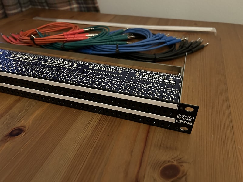 Signex CPT96D25 Isopatch Bantam - DB25 Patchbay and Bantam | Reverb