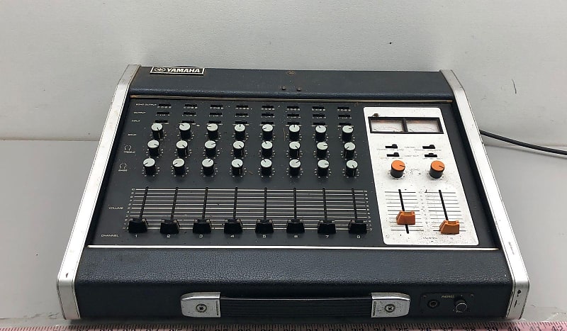 Yamaha Japan PM-400 Mixing Console - Black/Silver Brushed | Reverb