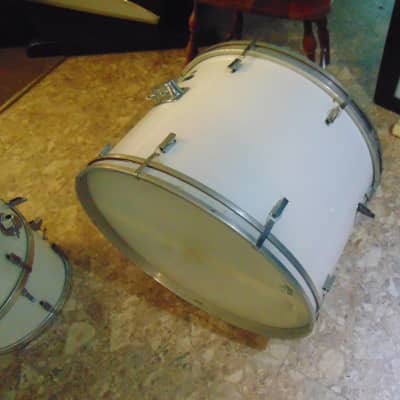 REMO PTS- Pre tuned Series Heads, Acousticon shell 1972 White | Reverb