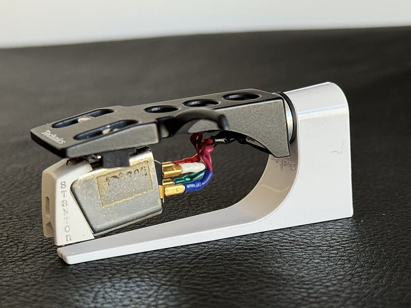 Stanton 680EL Phono Cartridge mounted on a classic | Reverb Canada