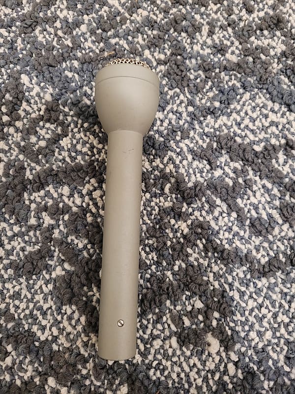 Electro-Voice 635N/D Omnidirectional Dynamic Microphone with | Reverb