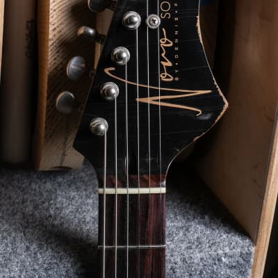 Novo Solus M1 2025 - TV Burst - 3-Ply Black Pick Guard - | Reverb