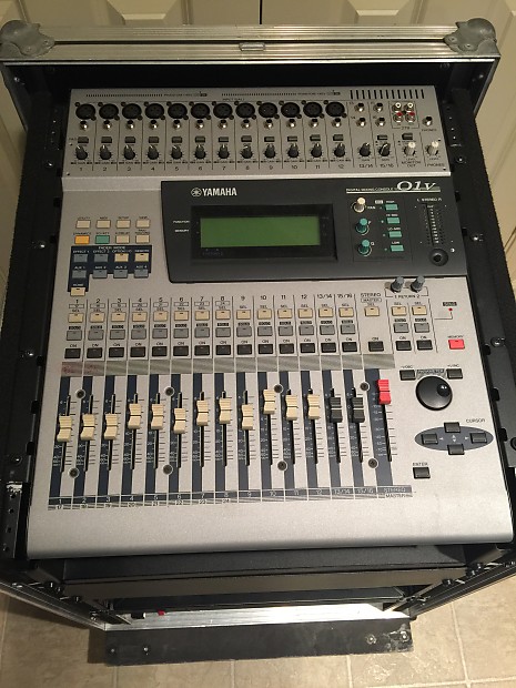 Yamaha 01V (with 12 space rack) | Reverb