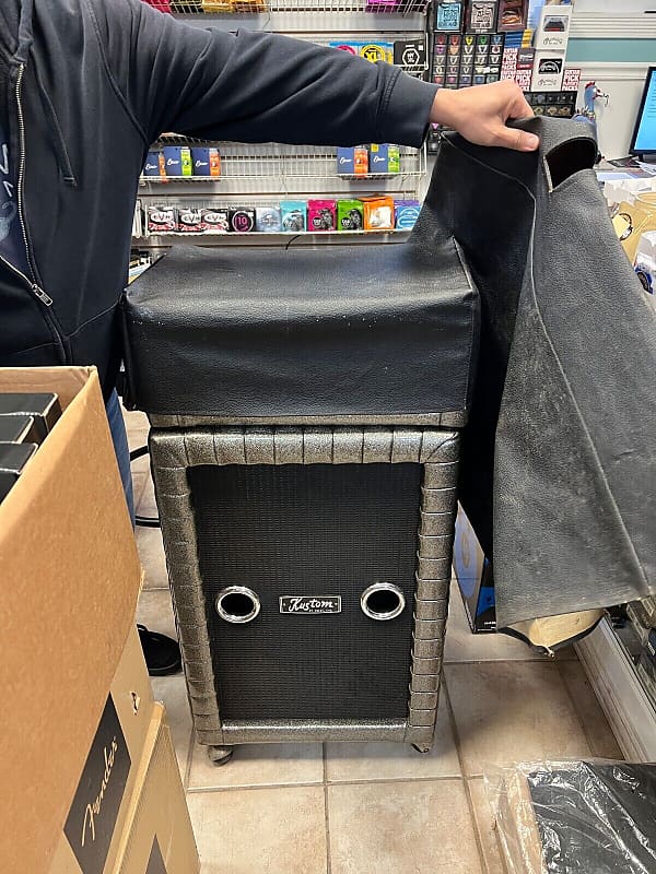 1969 Kustom K-100 50 Watt Bass Amp Head and 2x12 Cab 1969 Kustom K-100 50 Watt Bass Amp Head and 2x12 Cab