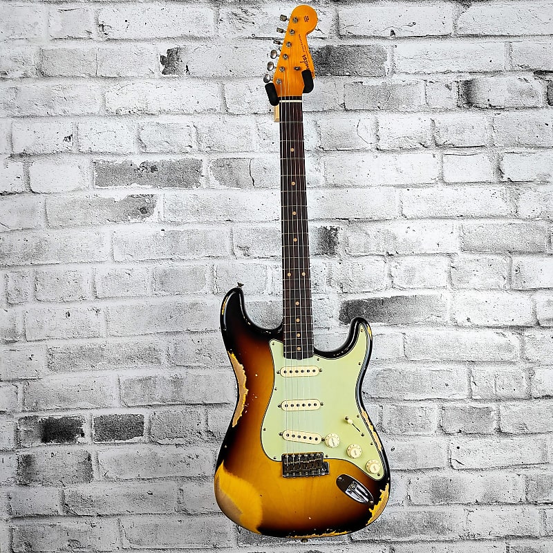 Fender Custom Shop '61 Strat Heavy Relic, Rosewood | Reverb Canada