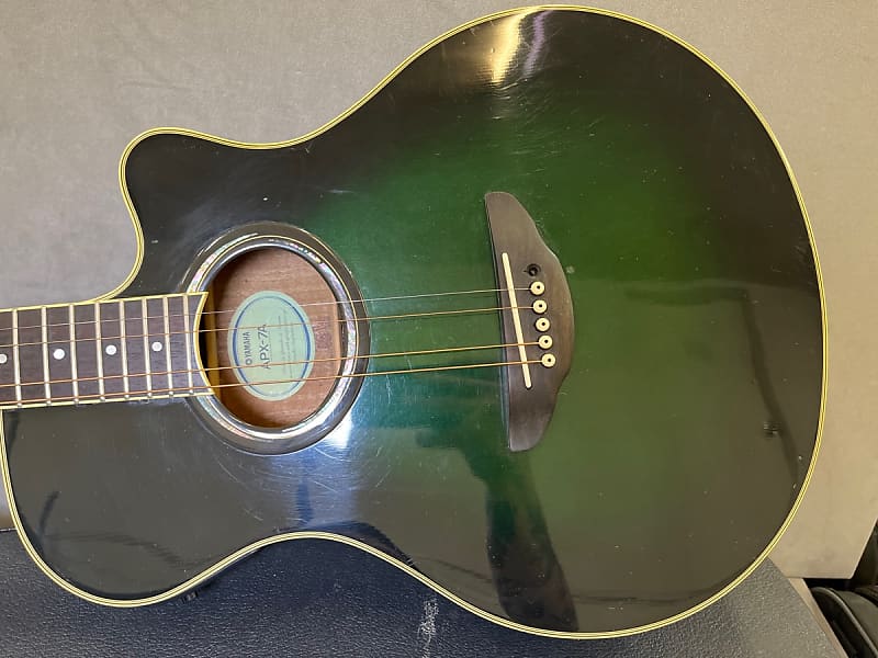 Yamaha APX-7A 2000-2020'S - green/black | Reverb