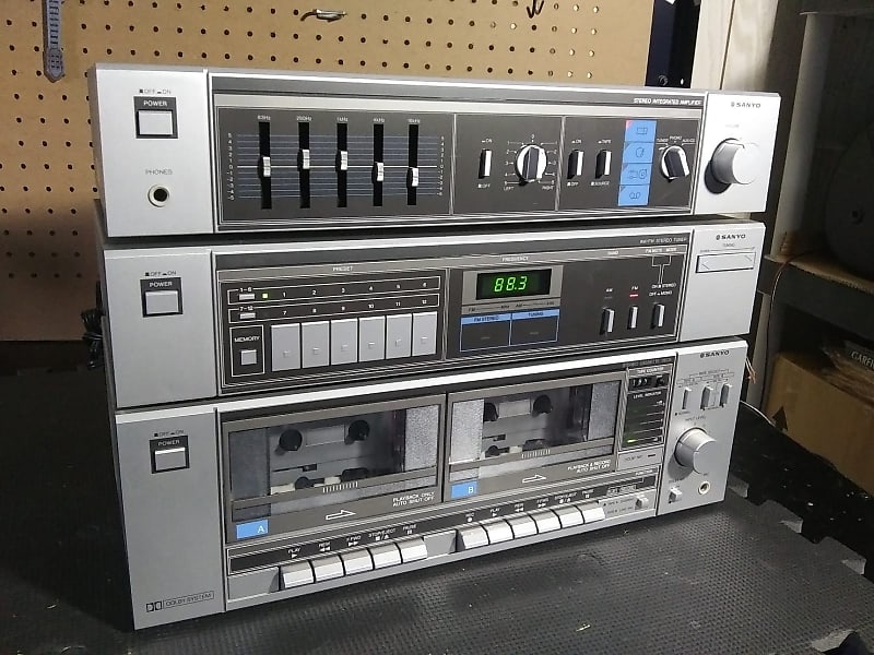 Sanyo Audio System: Tuner, Amplifier, Tape-Deck & Turntable! | Reverb