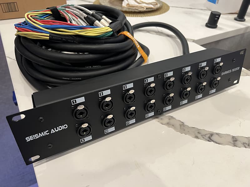 Seismic Audio SARMSS-16x530 16 Channel XLR TRS Combo Splitter | Reverb