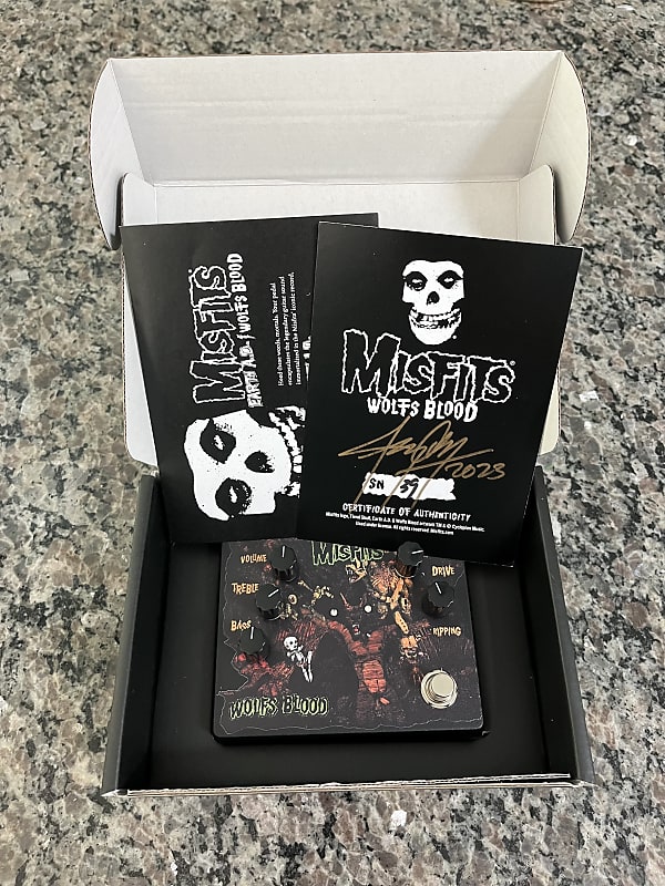 Misfits Wolf’s Blood #39 limited edition | Reverb