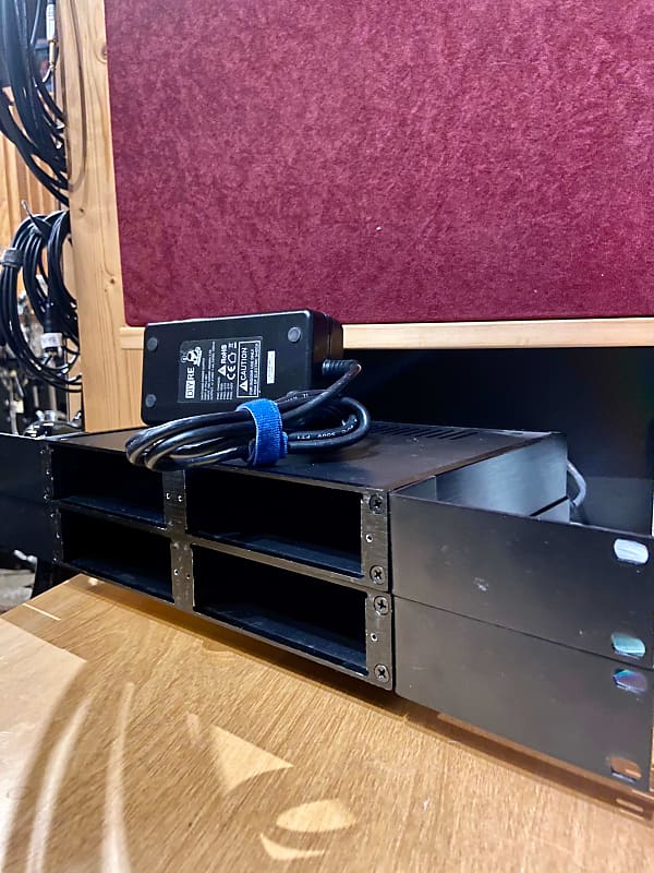 DIYRE PR502 is a 2-channel, high-current, 500-series chassis | Reverb