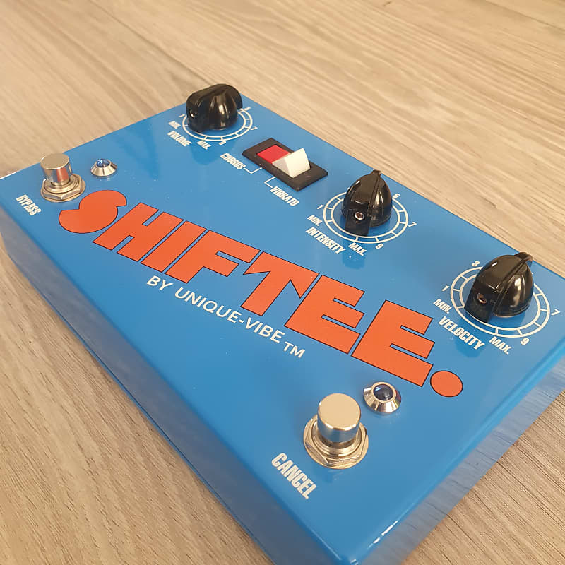 Unique-Vibe Shiftee 2016 - Blue | Reverb