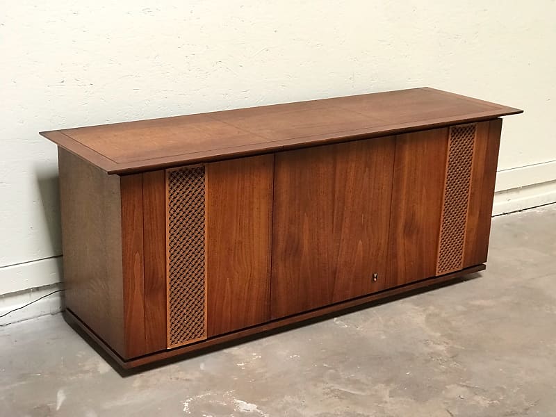 JBL Type C58 Delphi Cabinet w/ Illuminated Logo | Reverb