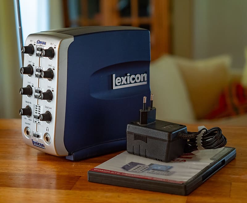 Lexicon Omega _ Intyerface audio USB 4 canaux - 2004 | Reverb