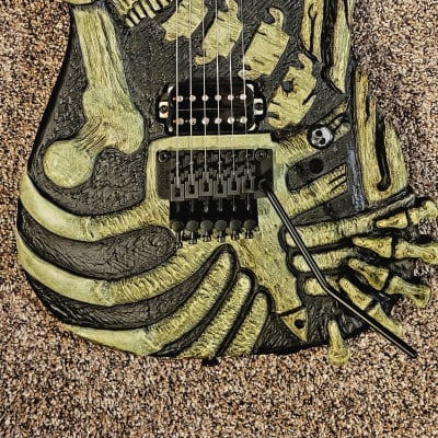 Piper Customs George Lynch Bones Mr Scary J Frog | Reverb