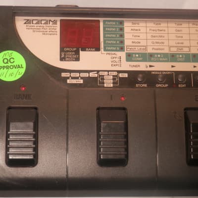 Zoom 3030 Zoom-Player Guitar Multi Effects Processor Made in | Reverb