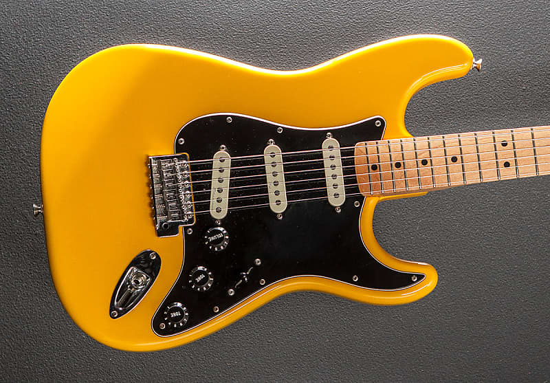 Fender Used Standard Strat '96 | Reverb