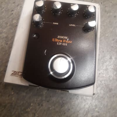 Zoom Ultra Fuzz UF-01 Fuzz Pedal | Reverb UK
