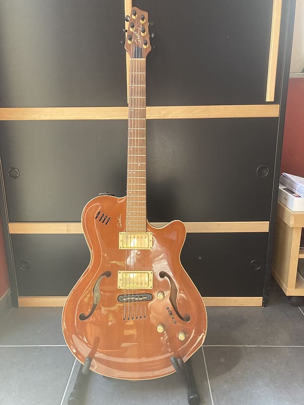 Godin Montréal Signature acajou | Reverb