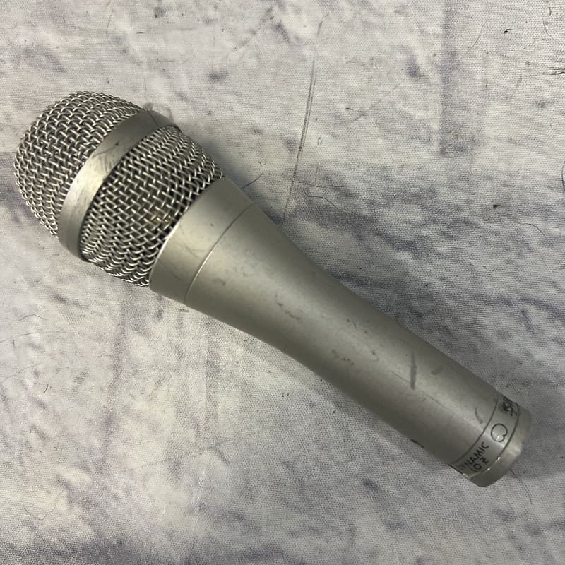 Shure SM62 Dynamic Microphone | Reverb