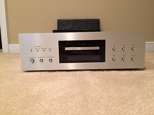 Esoteric DV-60 Universal Player | Reverb