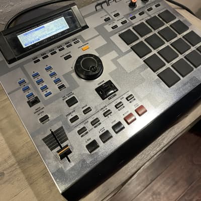 AKAI MPC 2000XL CUSTOM"WOODGRAIN"STYLE+PERFECT RED | Reverb