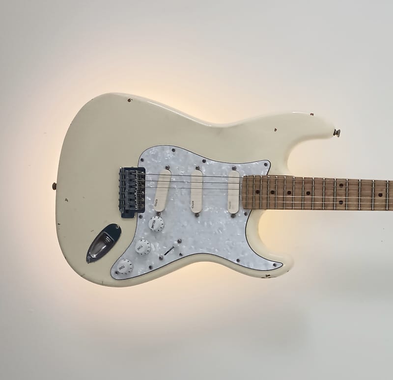 David Gilmour Custom Relic Rebuilt Squier | Reverb España
