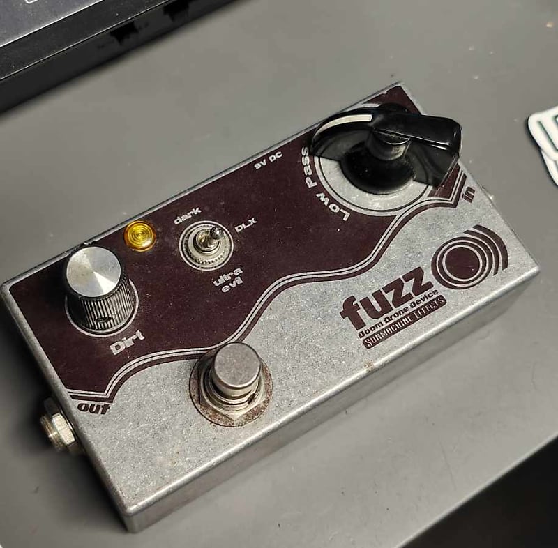 Sunmachine Effects Fuzz O)))) Doom Drone Device | Reverb UK