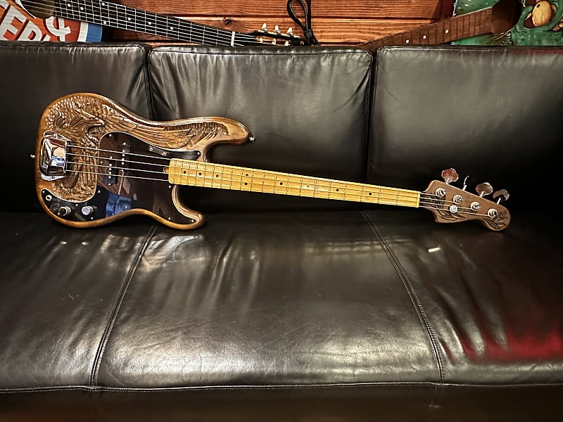 Univox Eagle Bass 1976 Bicentennial - RARE! Includes OHSC! | Reverb