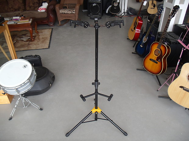Hercules Stands GS432B Tri Stand Guitar Stand | Reverb