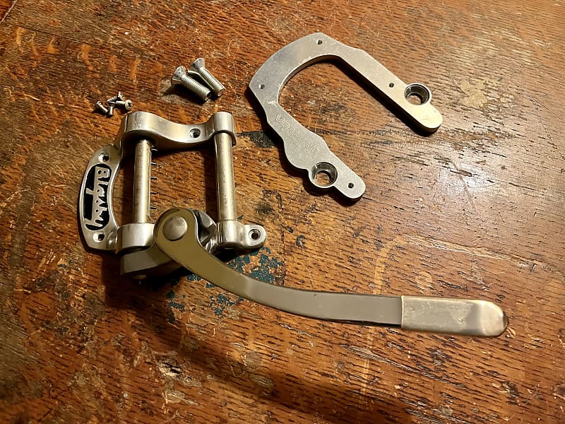 Bigsby B5 + Vibramate | Reverb