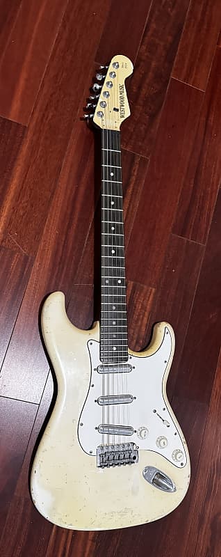 Modulus Blackknife- strat style 1990's - White/cream parts | Reverb