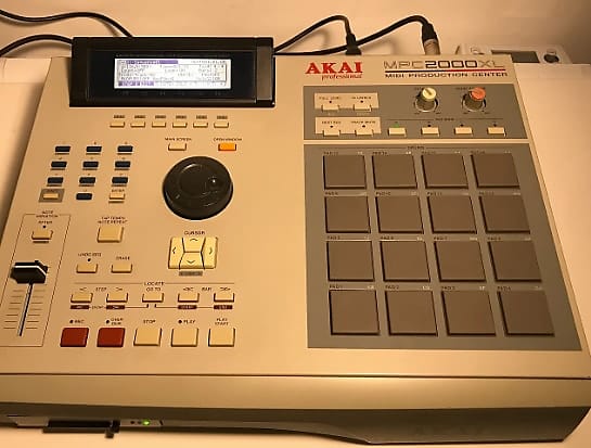 Akai MPC2000XL MIDI Production Center | Reverb UK
